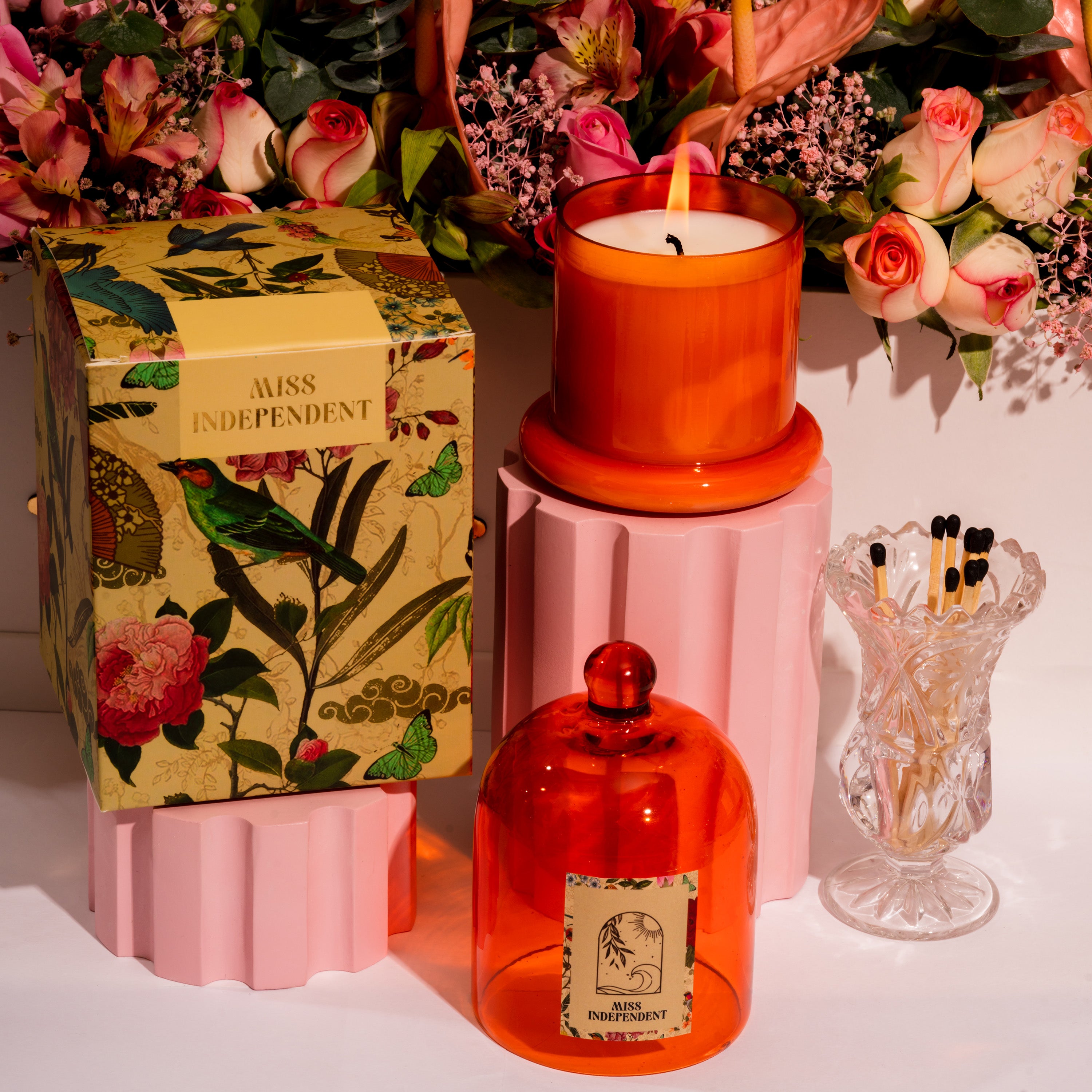 Miss Independent Bell Candle – Le Mill